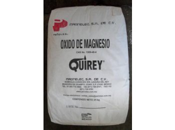 ¿Cómo actúa la magnesia calcinada para