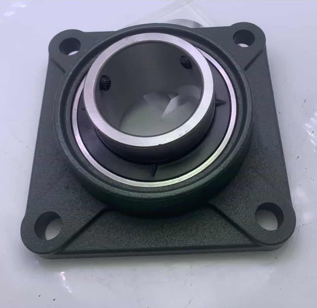 Chumaceras de Pared 4 Barrenos UCF202-10 5/8" 15.87MM